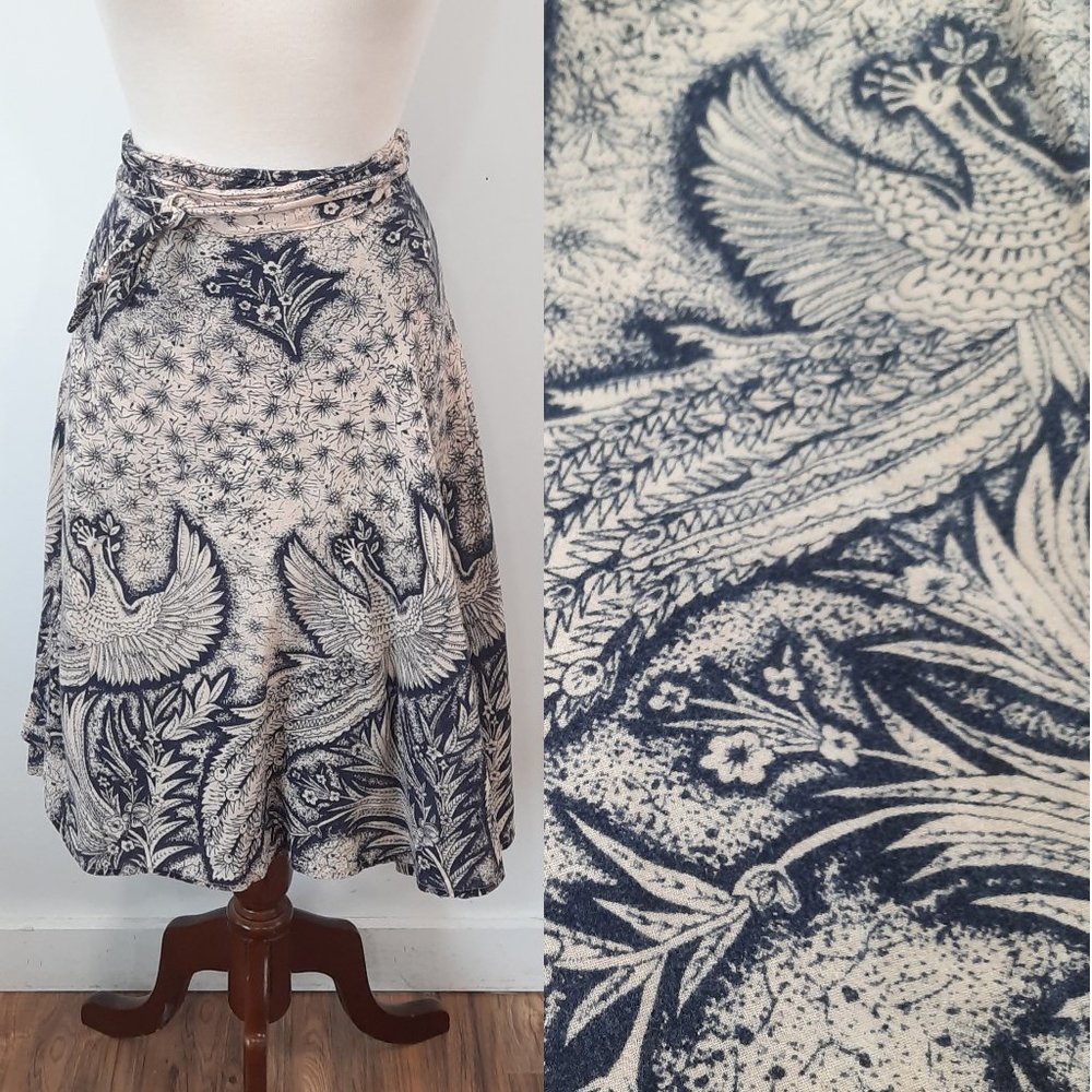 Vtg 90s Linen Blend Wrap Skirt W/ Peacocks - Gem